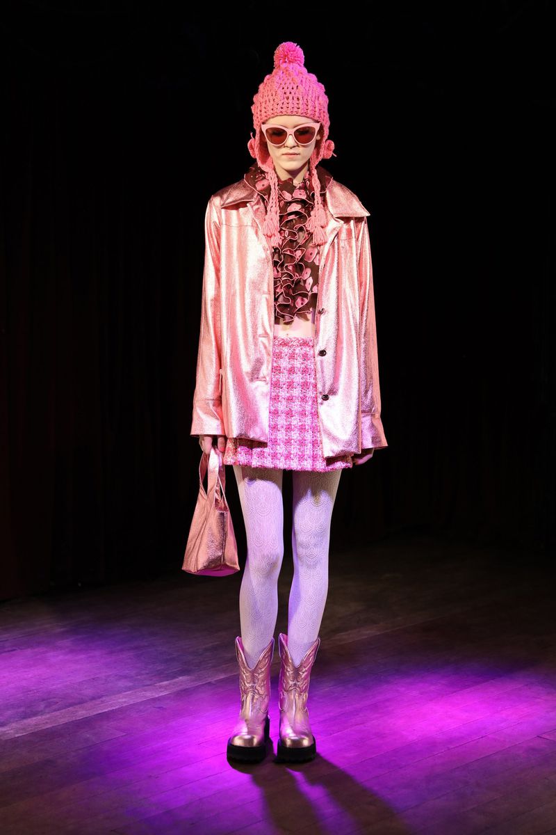 Anna Sui F/W 23 Show (Anna Sui)