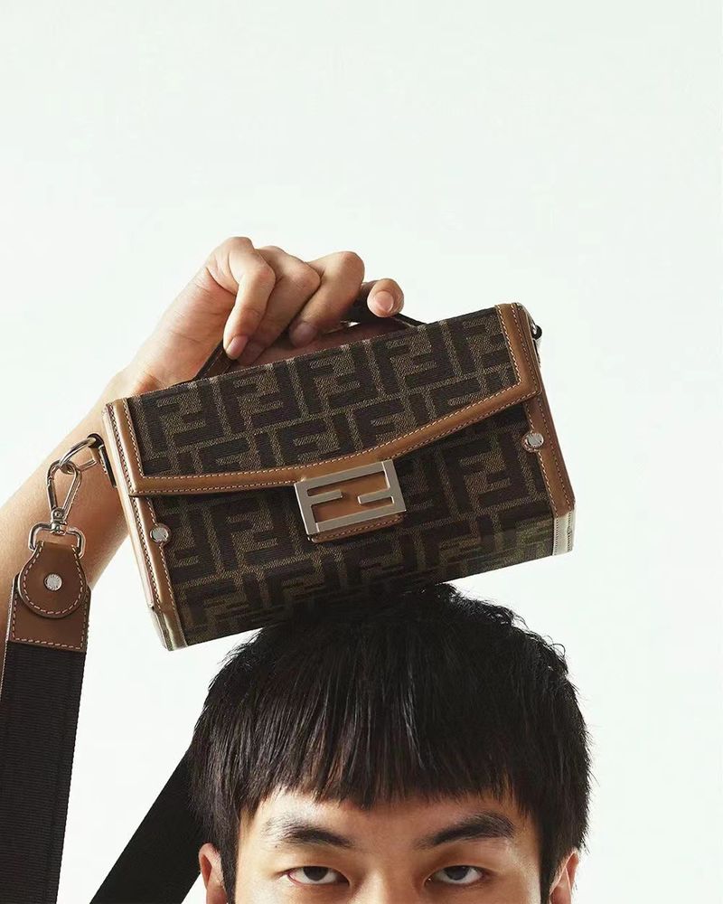 Fendi Soft Trunk: #FendiBaguette (Fendi)