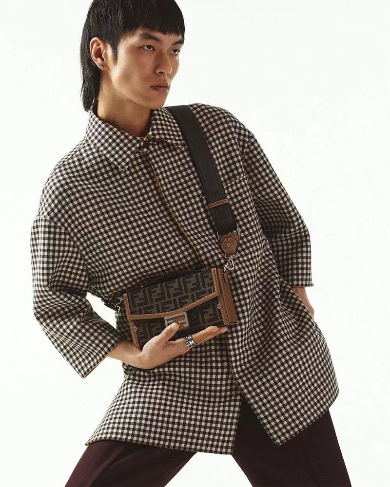 Fendi Soft Trunk: #FendiBaguette (Fendi)