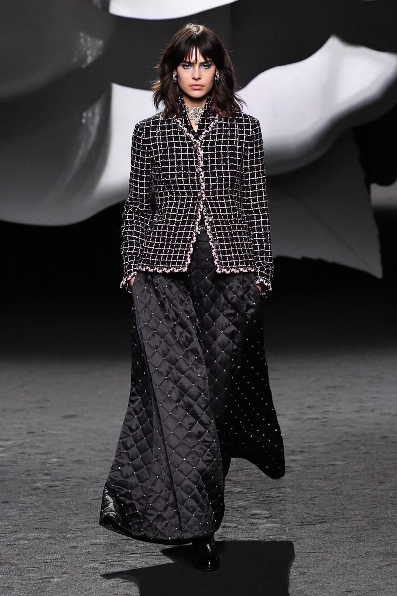 Chanel F/W 23 Show (Chanel)