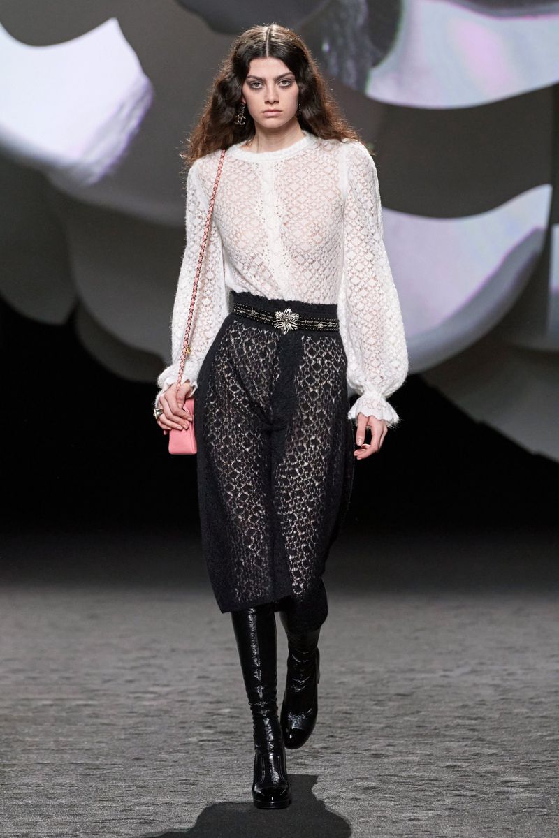 Chanel F/W 23 Show (Chanel)