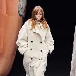 Kate Letskaya - Model Profile - Photos & latest news