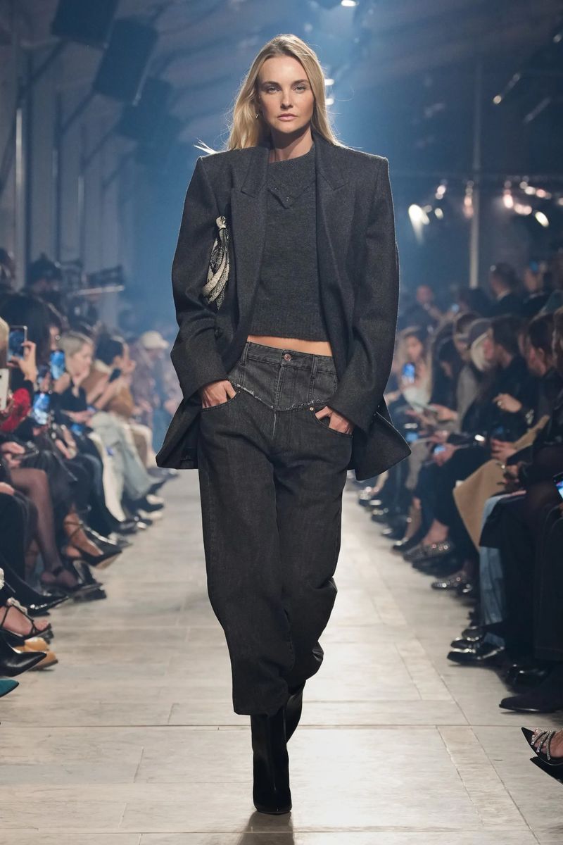 Isabel Marant F/W 23 Show (Isabel Marant)