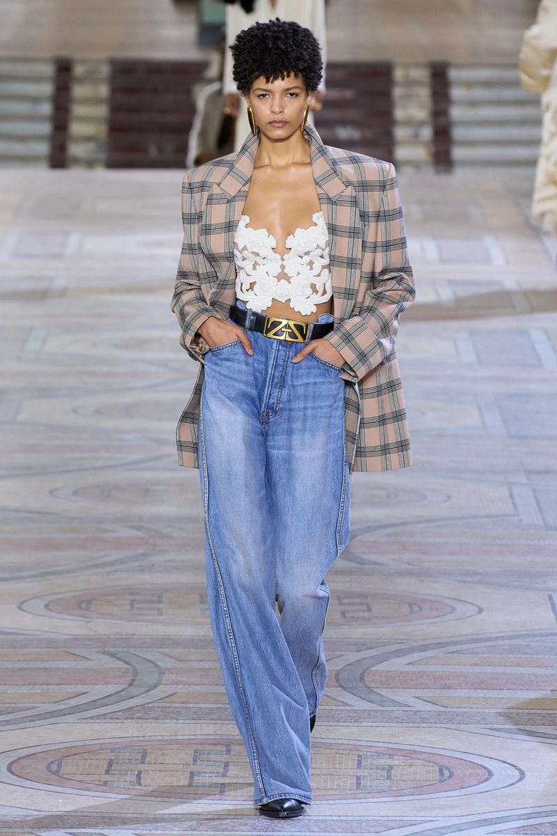 Zimmermann F/W 23 Show (Zimmermann)