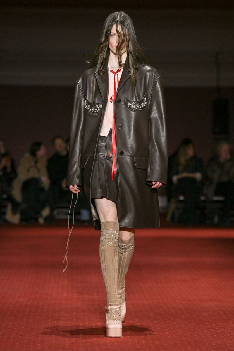 Simone Rocha F/W 23 Show (Simone Rocha)