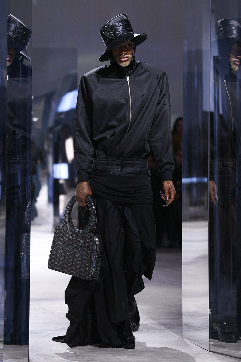 Luar F/W 23 Show (Luar)