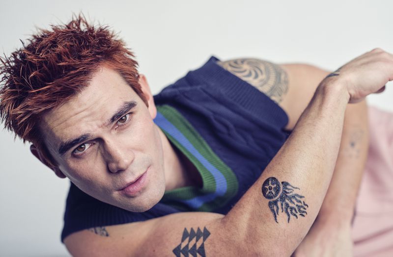 KJ Apa (V Man)