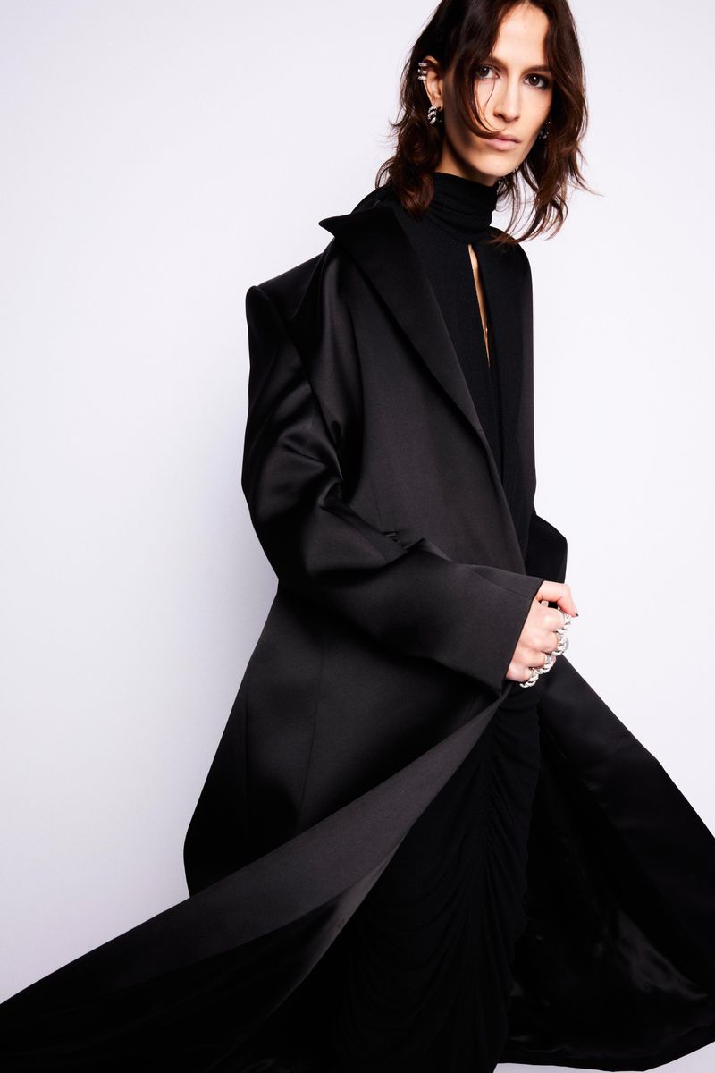 Givenchy F/W 23 Show (Givenchy)