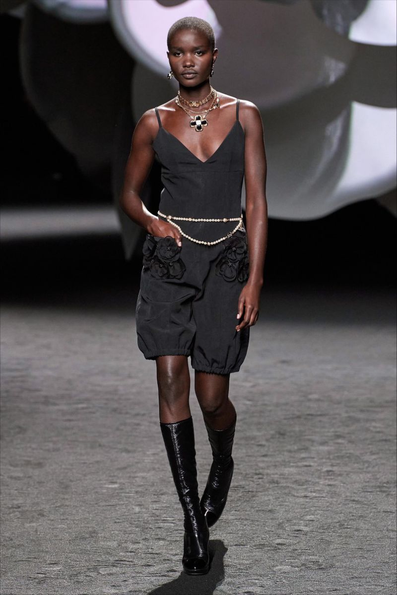 Chanel F/W 23 Show (Chanel)