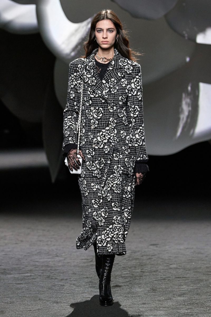 Chanel F/W 23 Show (Chanel)