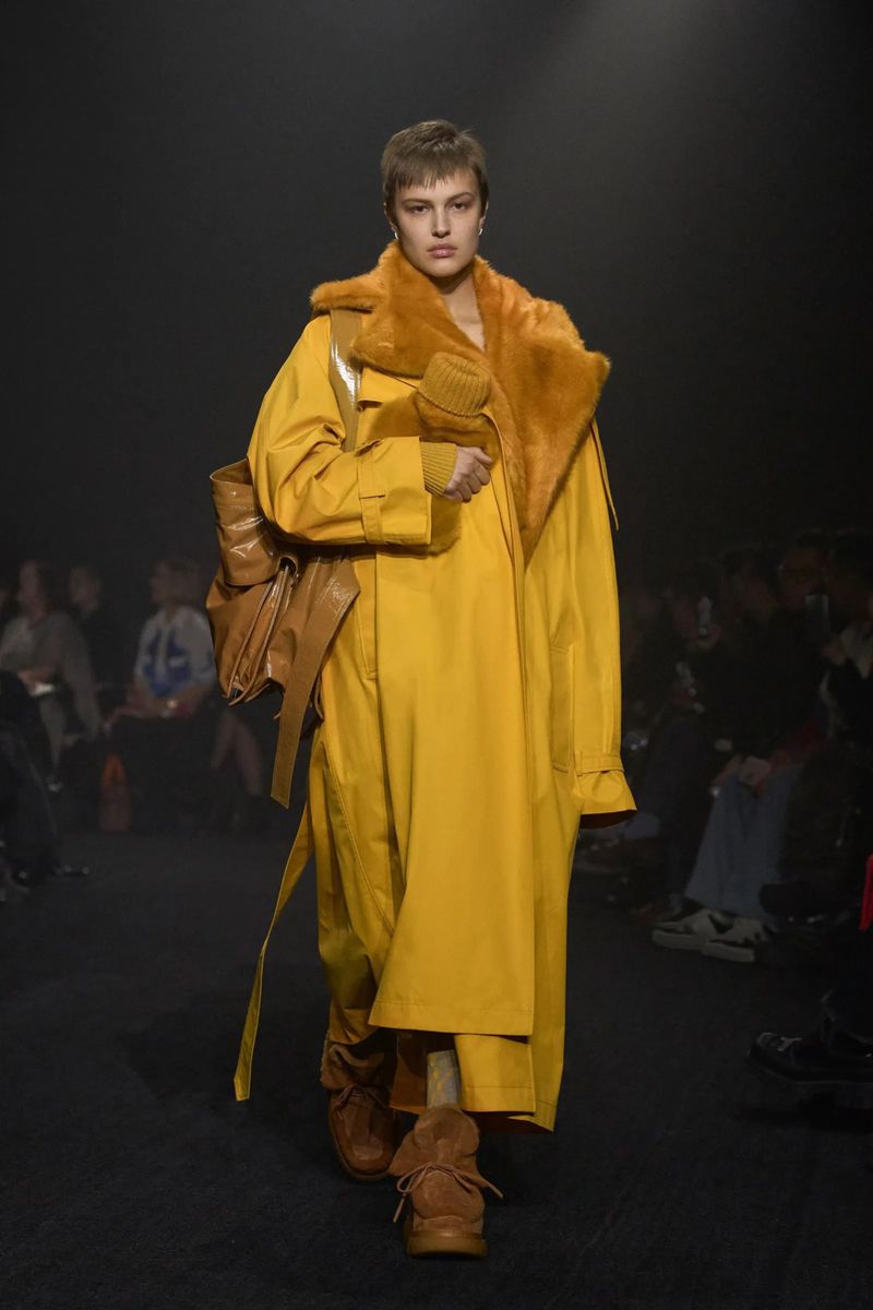 Meet the 10 Standout Models of Fall 2023 (VOGUE.com)