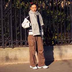 Shuping Li - Model Profile - Photos & latest news