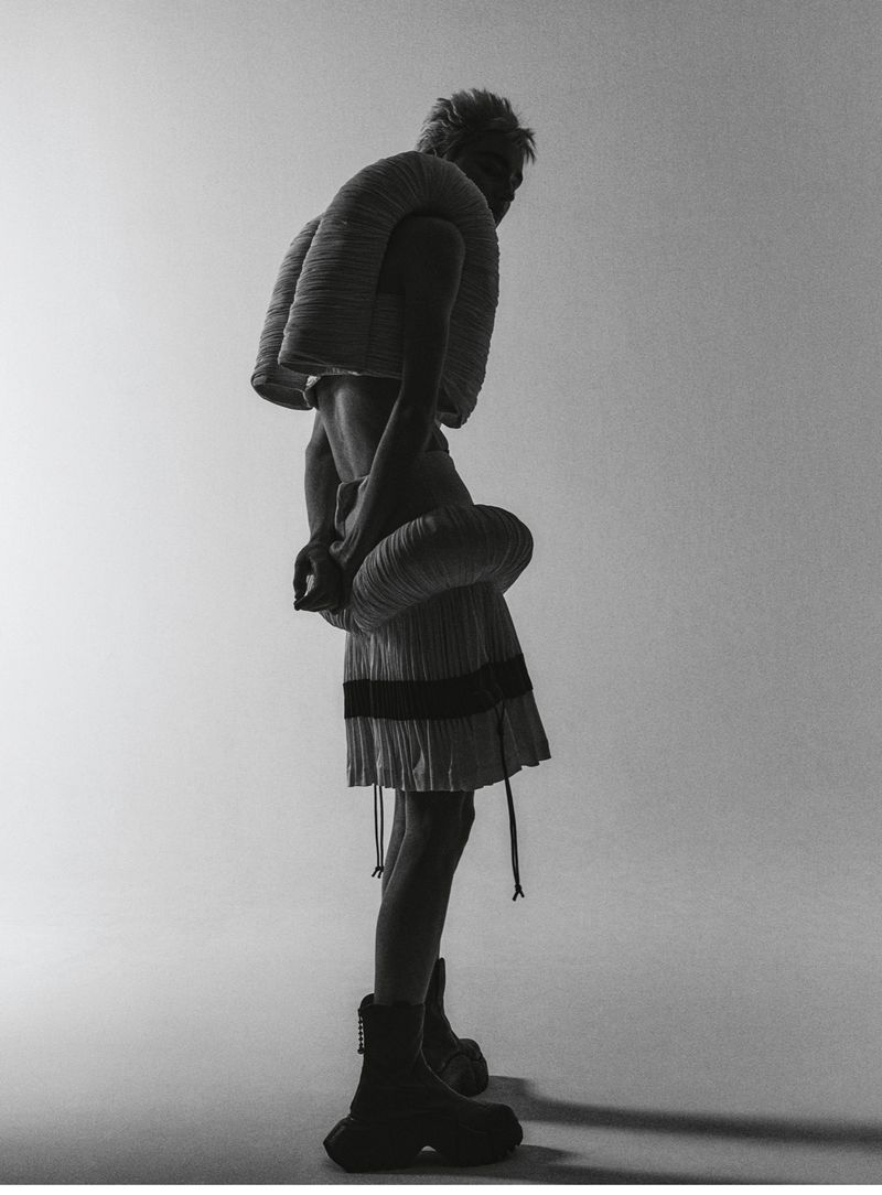 Vogue Greece by Johan Sandberg (Vogue Greece)