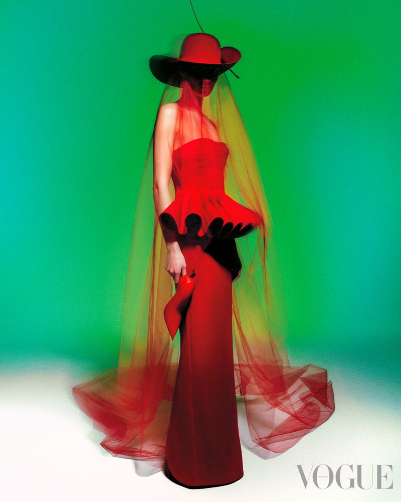 Robert Wun: Beauty In Chaos (Vogue Hong Kong)