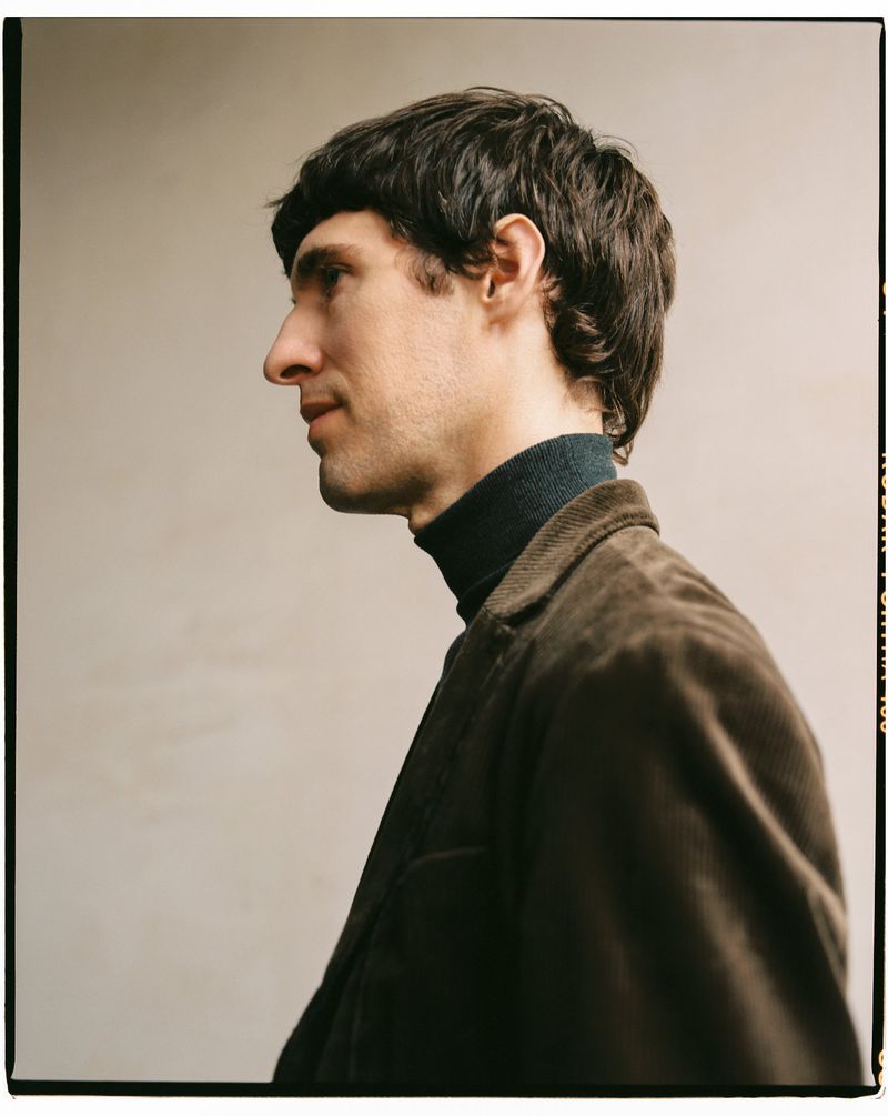 Paper (Massimo Dutti)