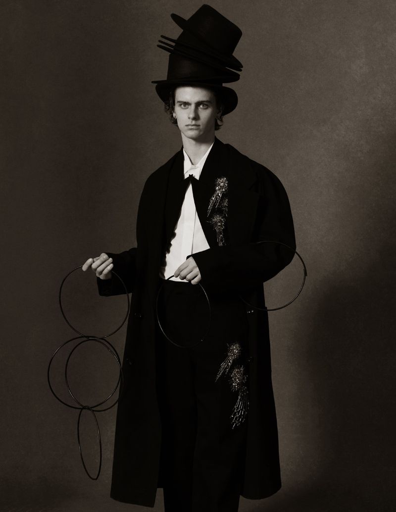 The Great Circus (Men's Uno China)