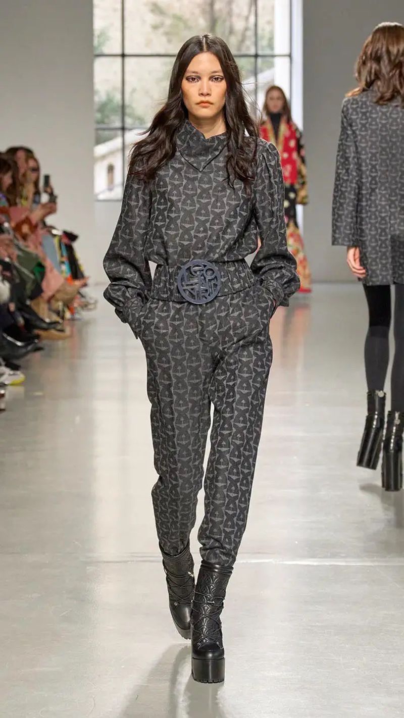 Leonard F/W 23 Show (Leonard Paris)
