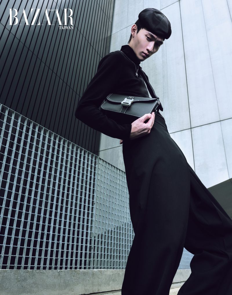 LIGHTS OF THE DAWN 拂曉曙光－2022 DIOR男裝系列 by Alien Wang (Harper's Bazaar ...