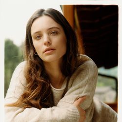 Ayla Gilde - Model Profile - Photos & latest news