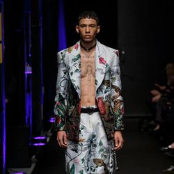 Kim Davis - Model Profile - Photos & latest news