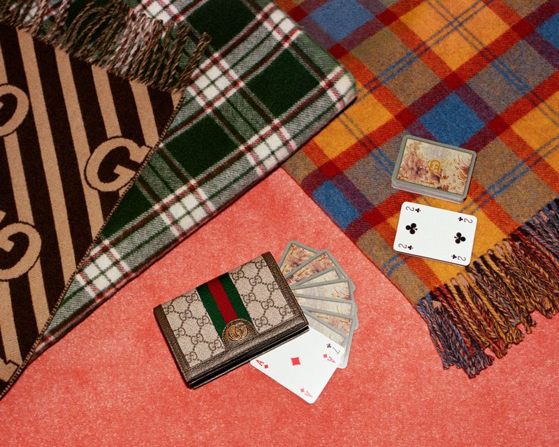 Gucci Christmas 2021 Campaign (Gucci)