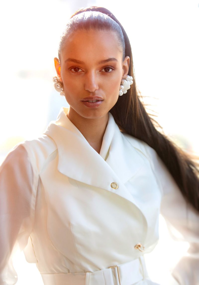 Photography by Bell Soto (L'Officiel Brasil)