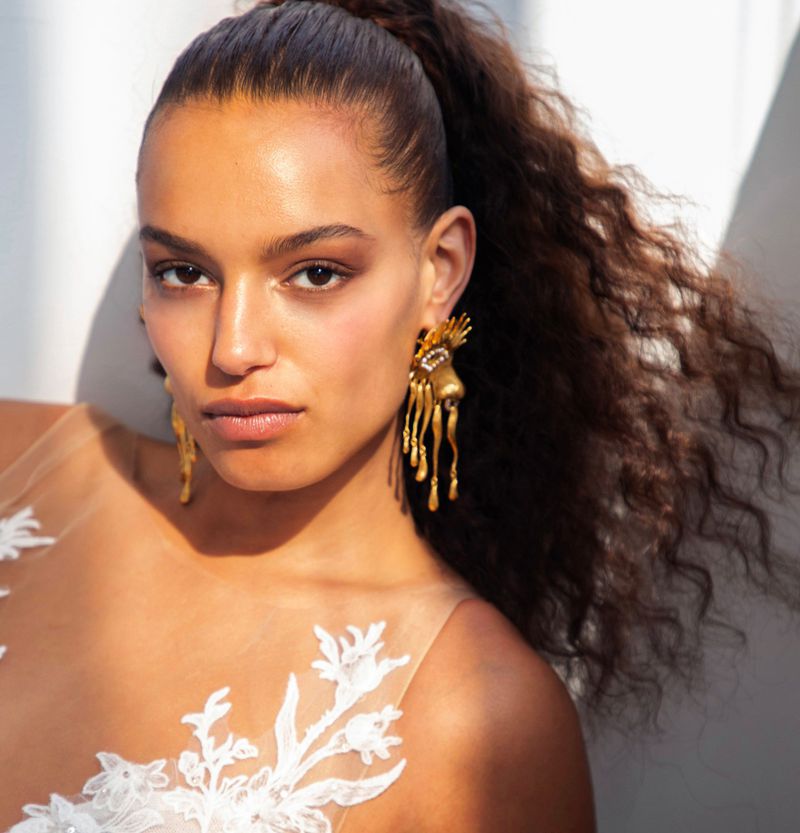 Photography by Bell Soto (L'Officiel Brasil)