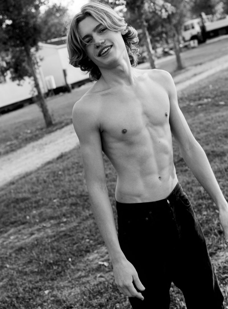 Make me dream by Mattia De Benedictis (Vanity Teen Magazine)