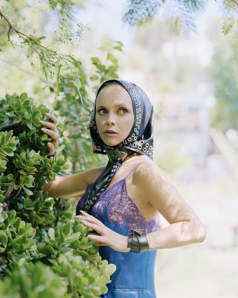 Christina Ricci: Playing it Strange (Mastermind Magazine)