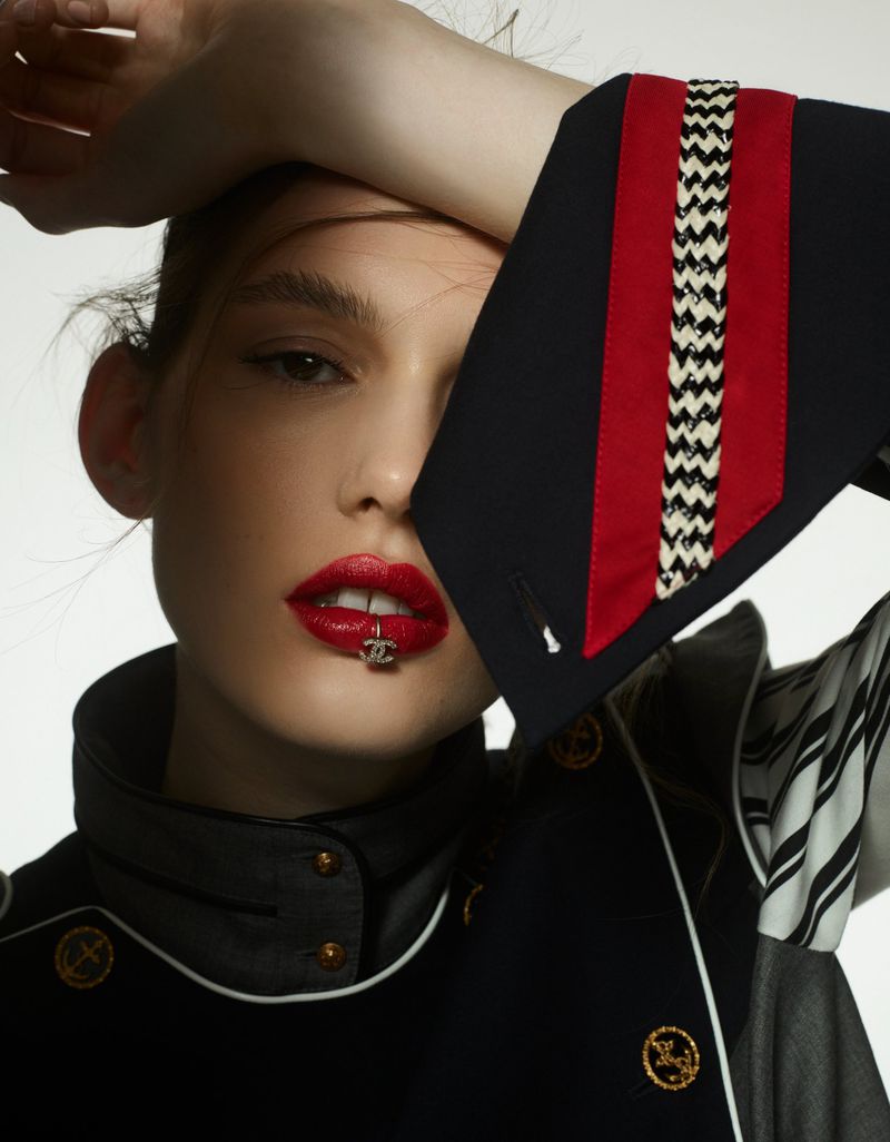 Black Luxe Special - Photographed by Martin Sweers (Knack Weekend)