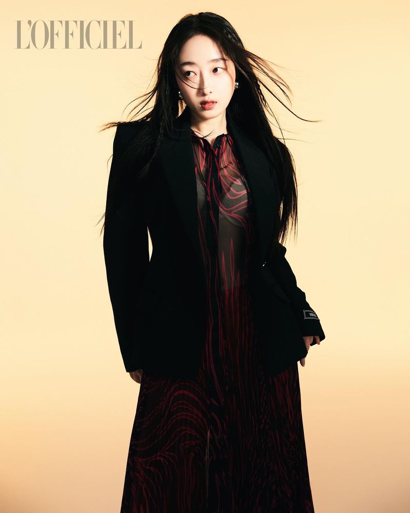 Mengjie Jiang by Liang Siwei (L'Officiel India)