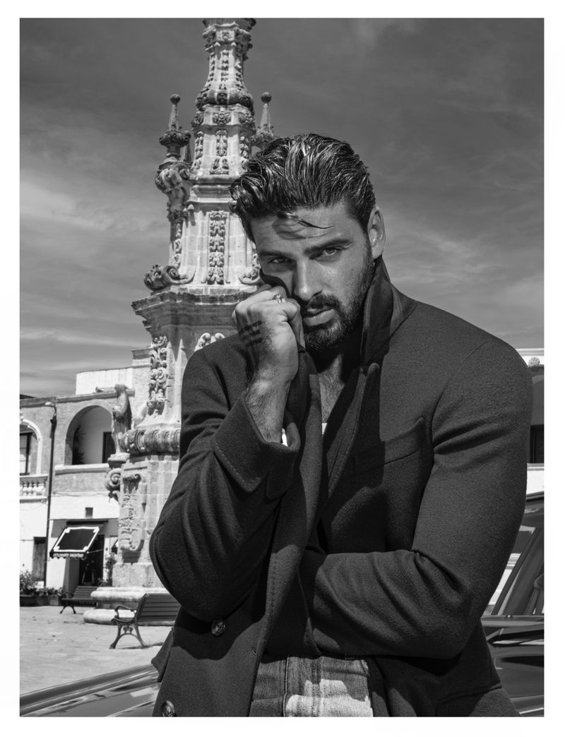 Michele Morrone - Beleza Italiana (L'Officiel Hommes Brasil)