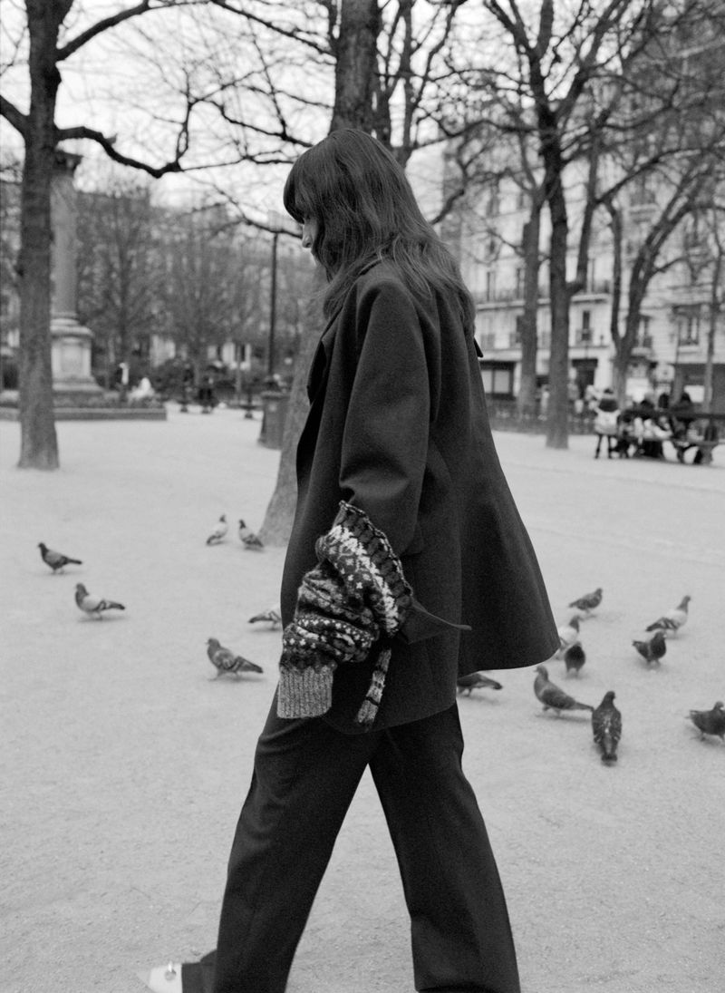 A Walk Through Paris with Feya, Nyandeng, Esin and Inès (Various ...