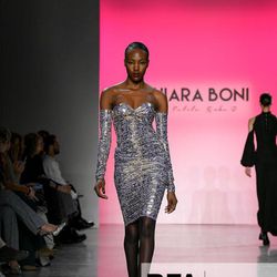 Esther Samuel - Model Profile - Photos & latest news