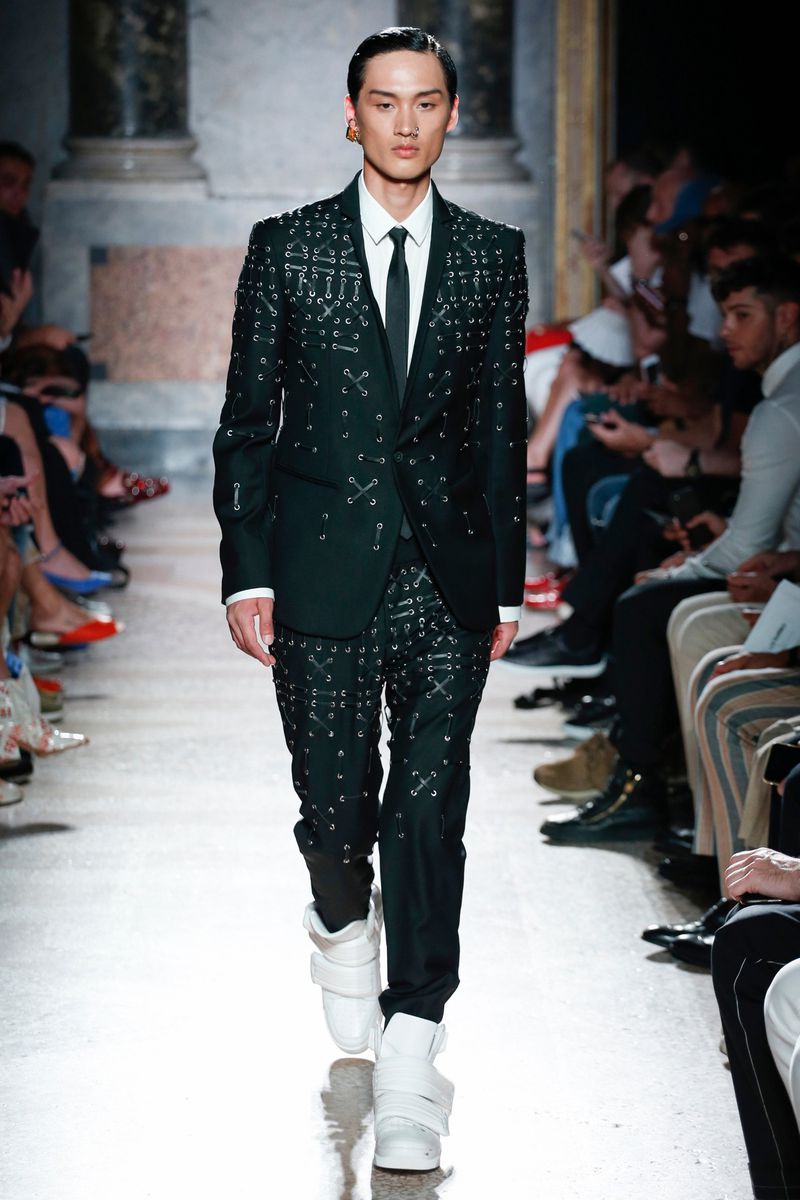 Les Hommes S/S 18 Show (Les Hommes)