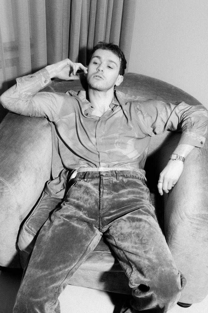 HARRY LAWTEY (Behind the Blinds)