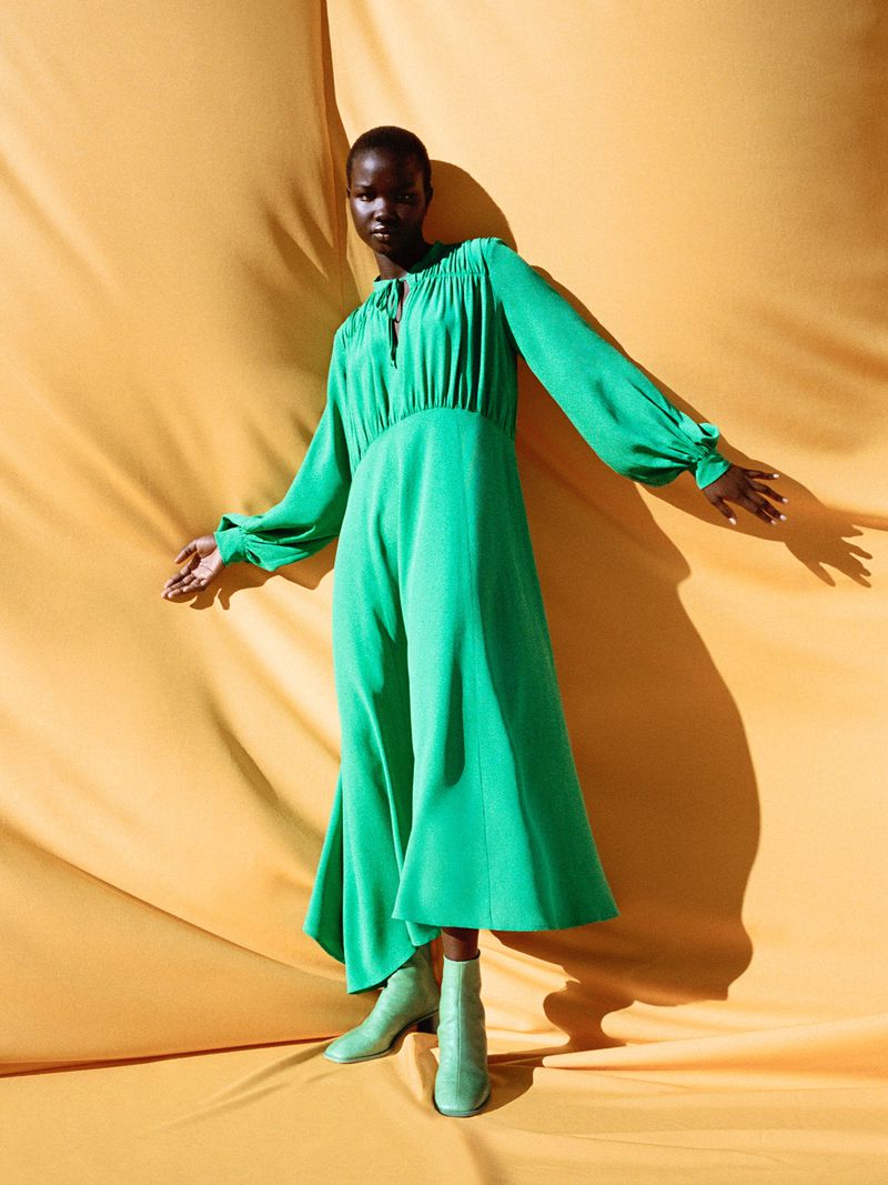 ARKET WOMAN SPRING 2022 (Arket)