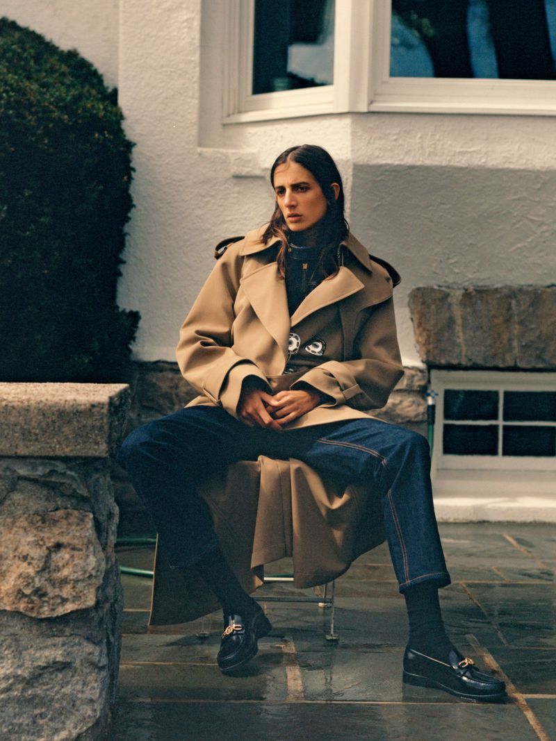 Only the Wind Lifts the Sand (Document Journal)