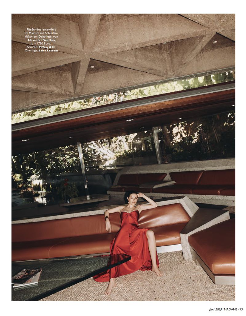 Out of Office (Madame Germany)