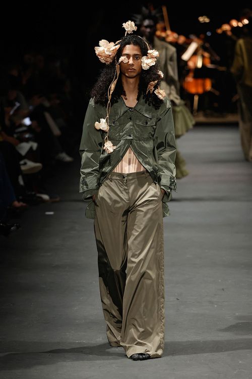 Jacob Gutierrez - Model - detail by people