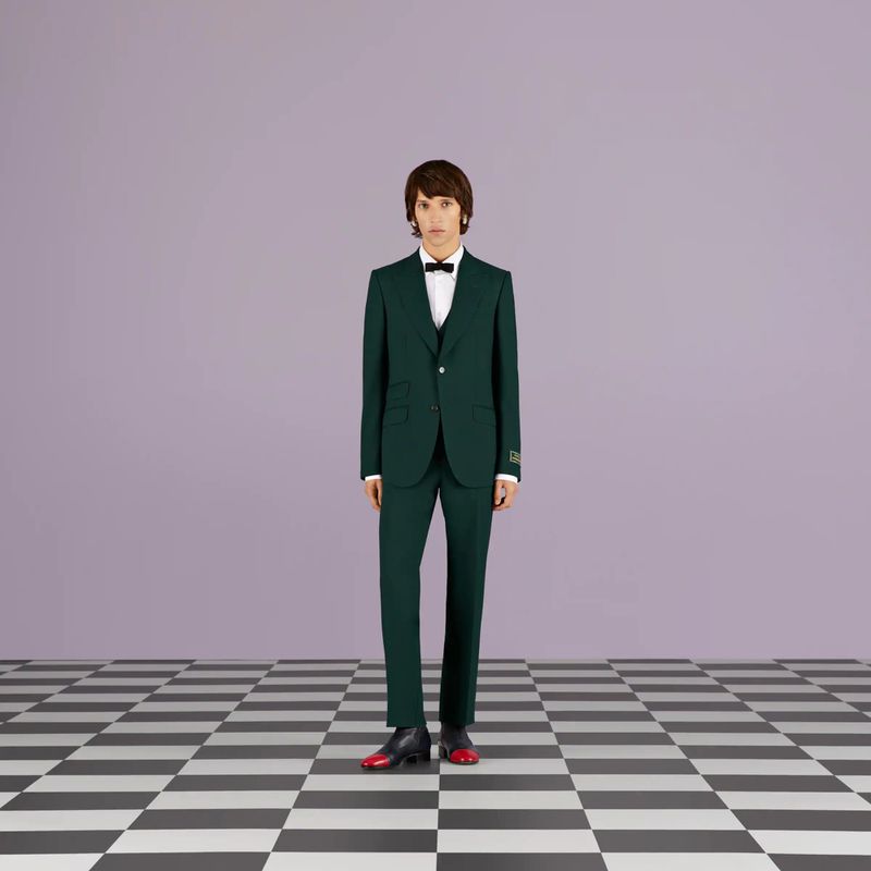 Gucci Pre-Fall 2023 e-comm by Cosimo Poggi (Gucci)