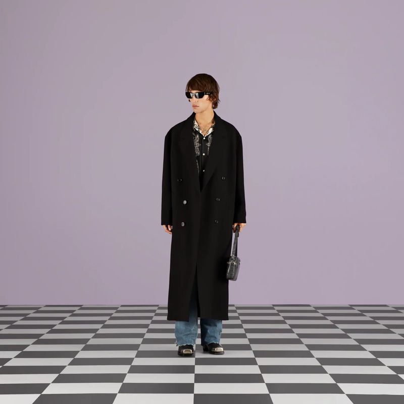 Gucci Pre-Fall 2023 e-comm by Cosimo Poggi (Gucci)