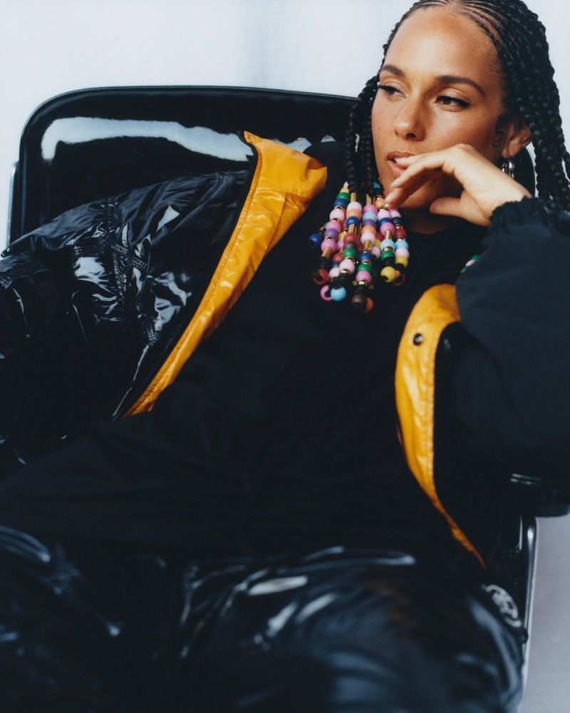 Alicia Keys (Pop Magazine)