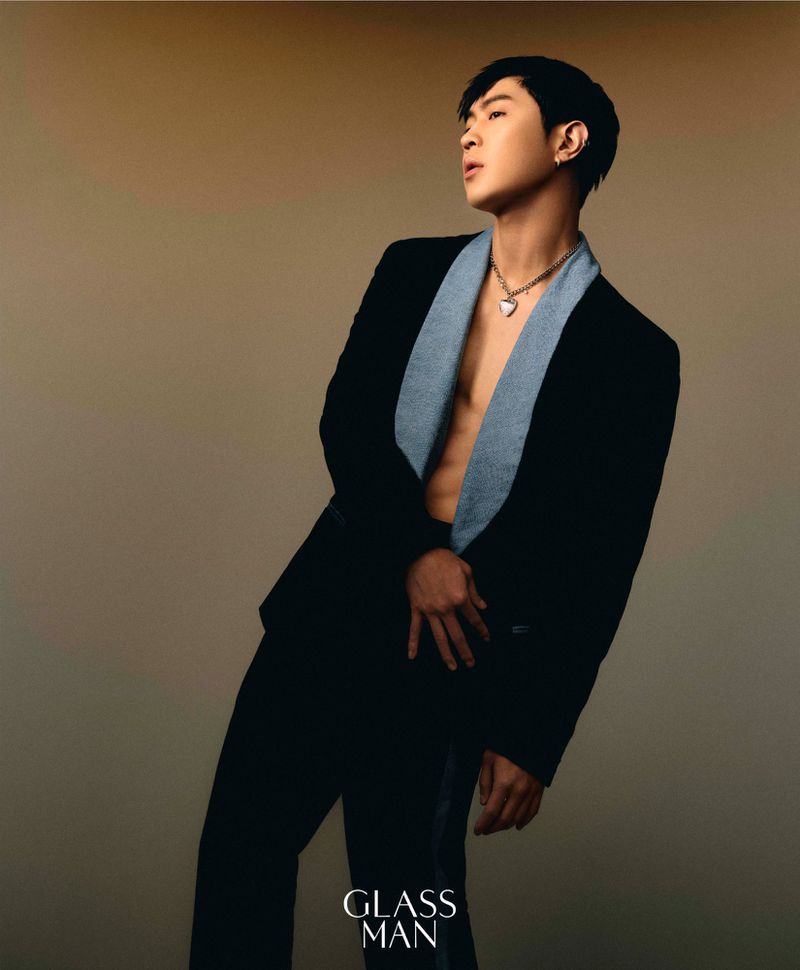 WHISPER OF THE HEART (Glass Man China)