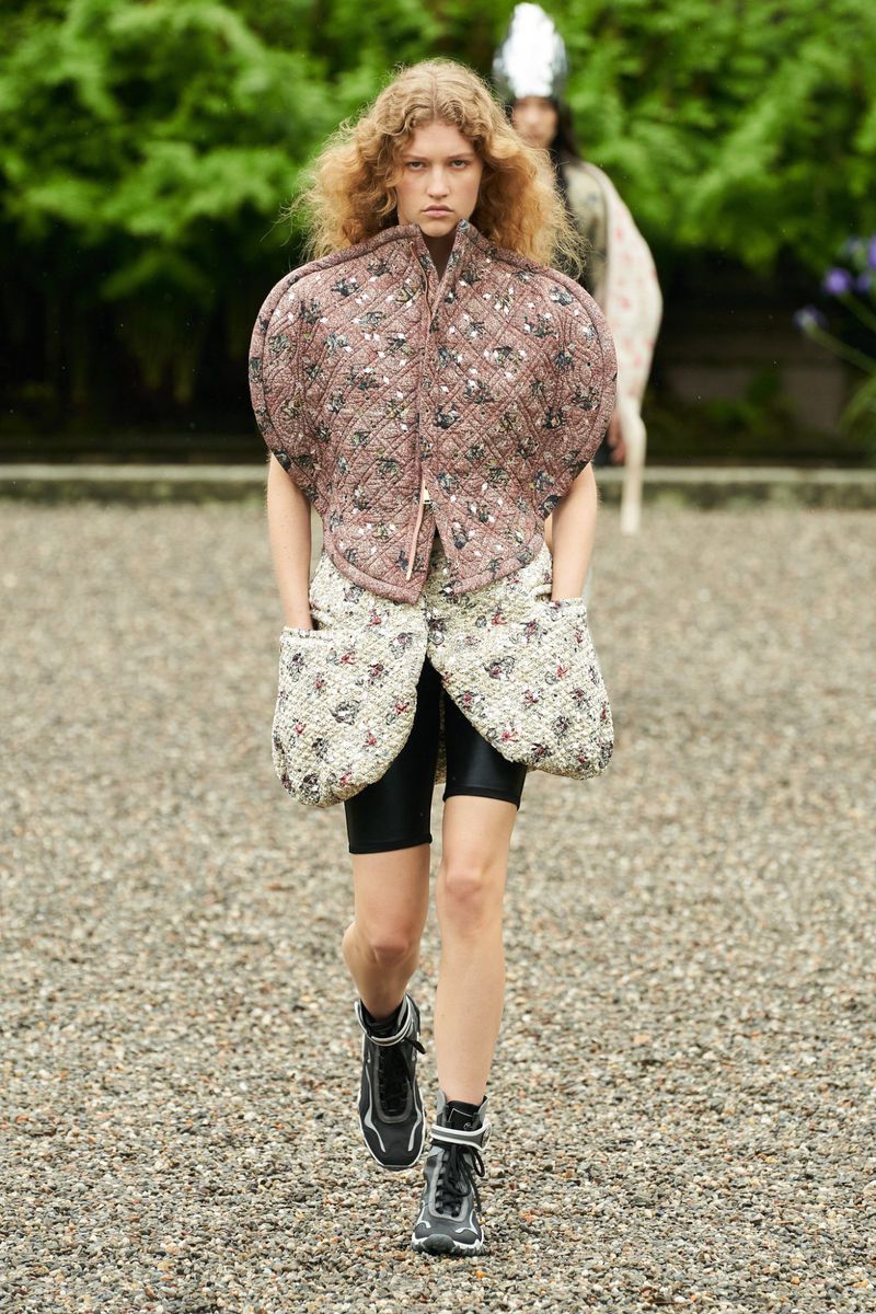 Louis Vuitton Resort 2024 Show Isola Bella (Louis Vuitton)