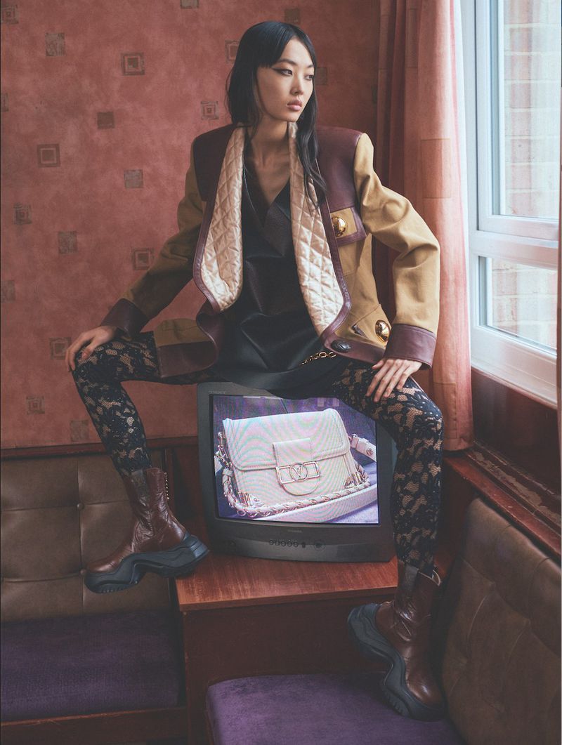 View Finder by Christopher Fenner (L'Officiel Italia)