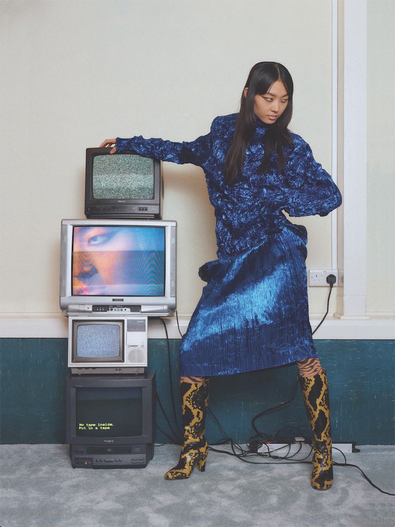 View Finder by Christopher Fenner (L'Officiel Italia)
