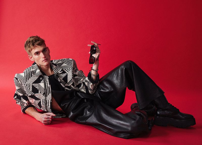 Rebel Rebel (Issue South America)