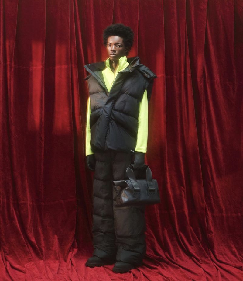 Rains Mini Campaign AW22: Block Puffer Jacket (Rains)