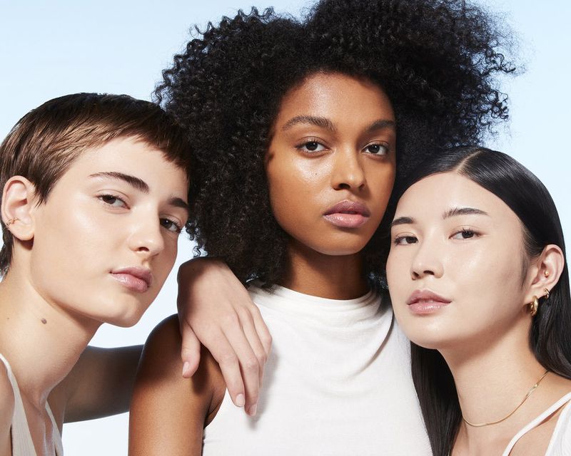 MAC Cosmetics Hyper Real Fresh Canvas Cleansing Oil (MAC Cosmetics)